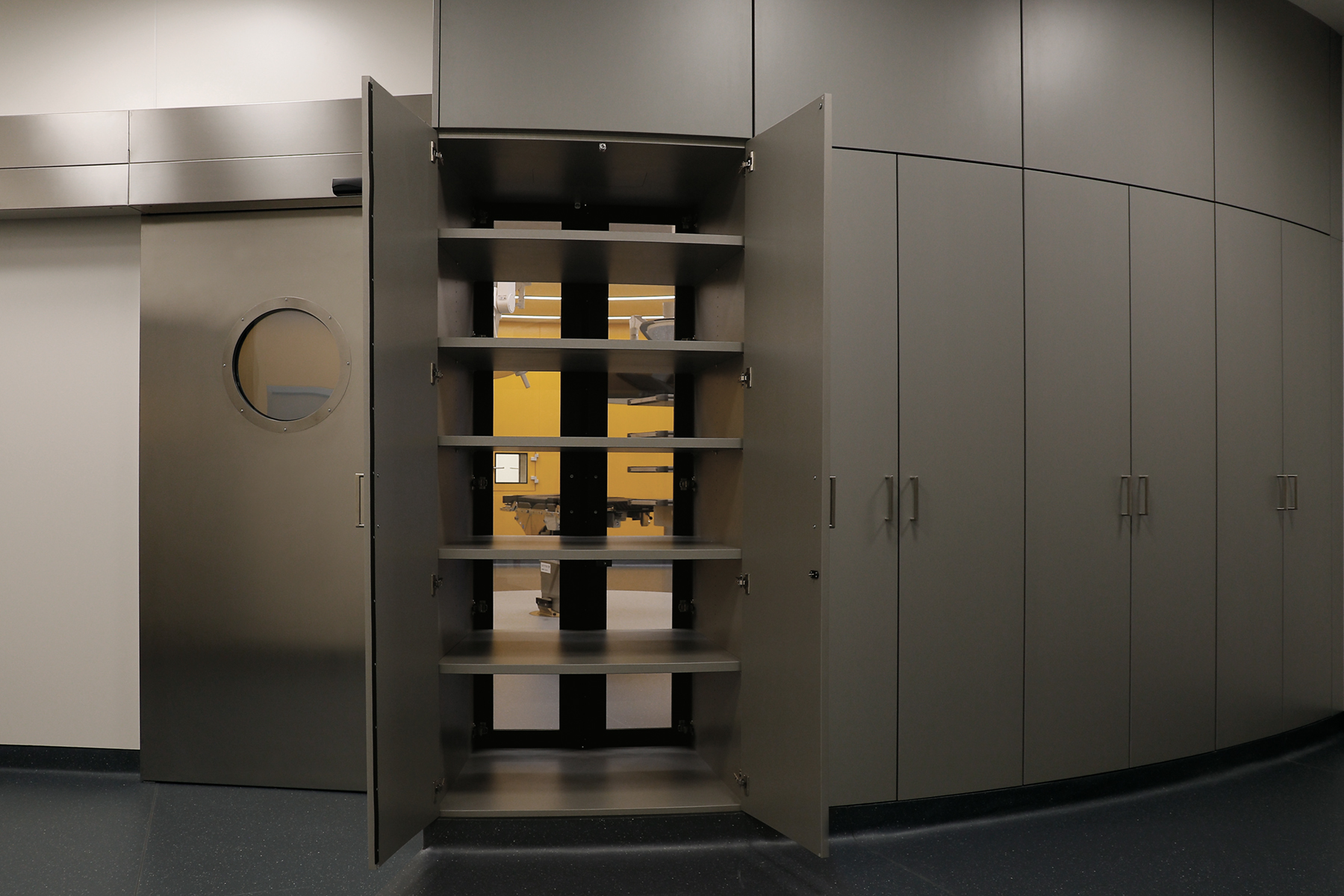 Ritterwand Projekt Lissabon